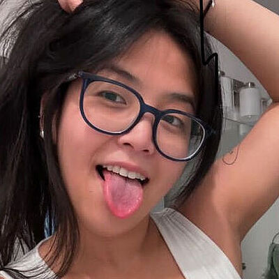 Helen in OmeTV Video Chat for Strangers