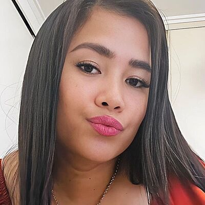 Emzzz in OmeTV Video Chat for Strangers