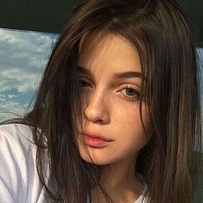 Isabelle in OmeTV Video Chat for Strangers