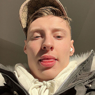 Guest in OmeTV Video Chat for Strangers